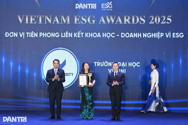 Giải thưởng ESG Việt Nam 2025 – VinUni được vinh danh tại Diễn đàn ESG ...